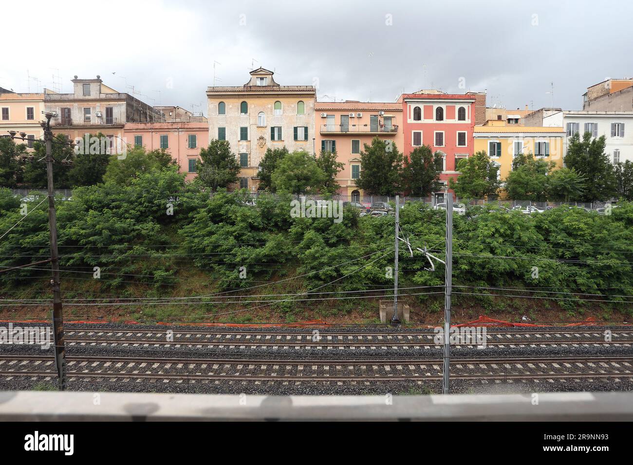 Italy suburb trains hi-res stock photography and images - Alamy