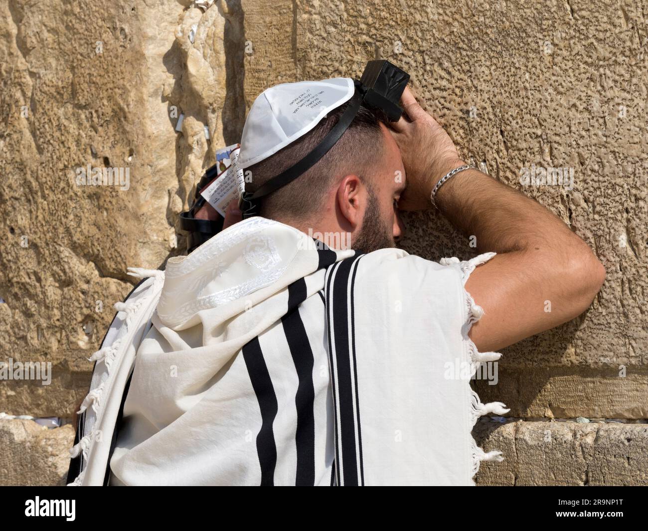 Religious jewish man in phylacteries hi-res stock photography and ...