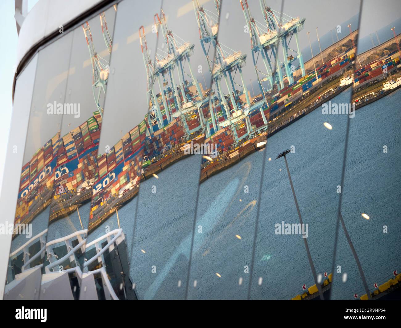 The Port of Zeebrugge is a large container, bulk cargo, new vehicles ...