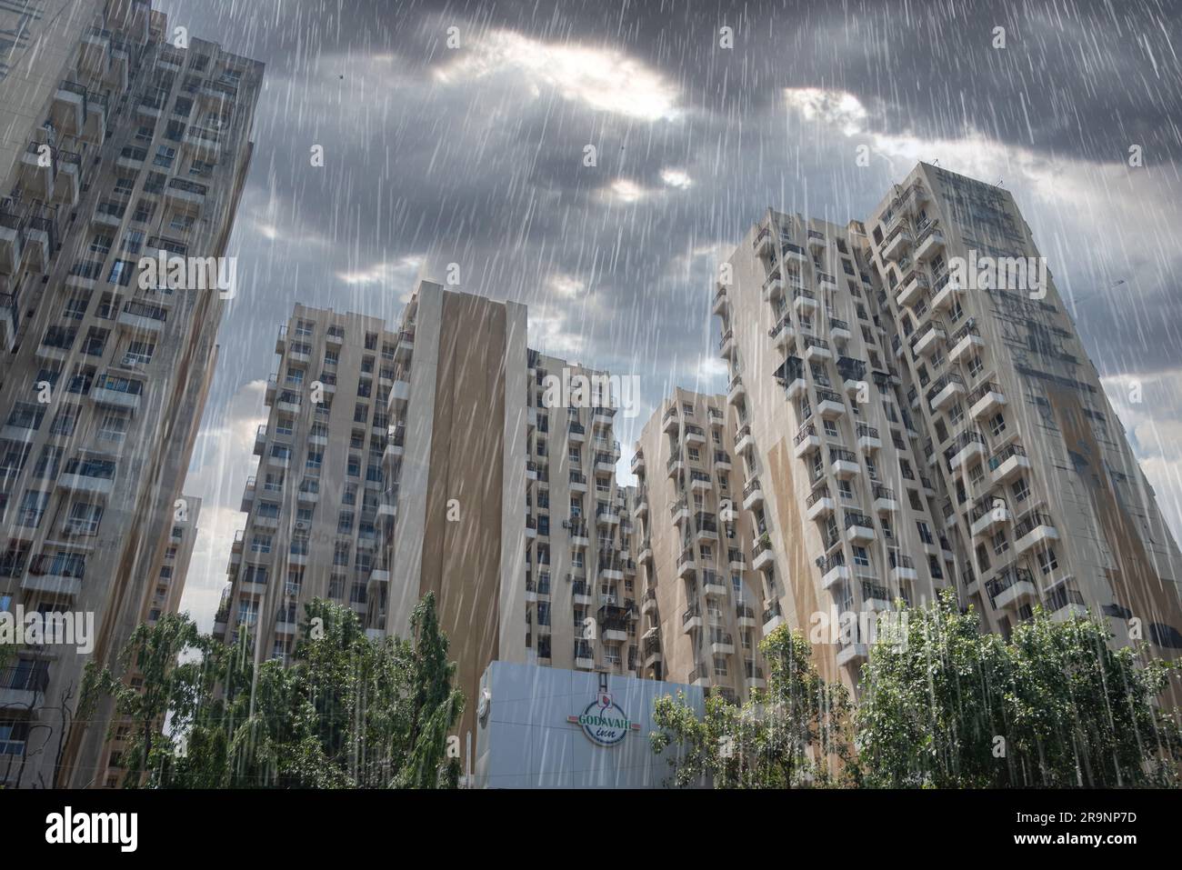 Mumbai during monsoon, heavy rain Stock Photo - Alamy