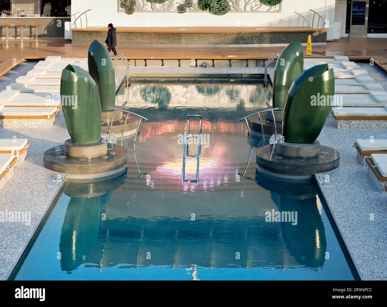 It's easy to see the appeal of cruising, sometimes: fine food cooked ...