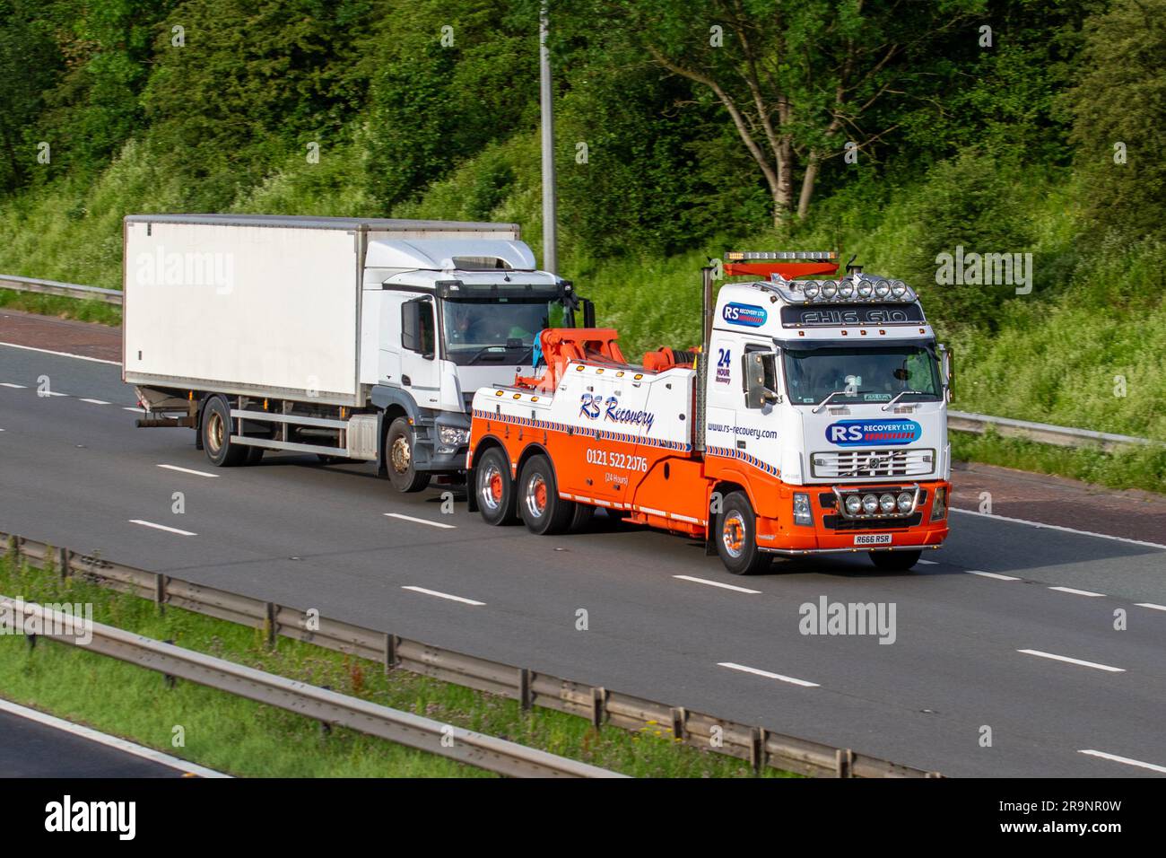 24 Hour Recovery Vehicles Hi res Stock Photography And Images Alamy 24-hour-recovery-vehicles-hi-res-stock-photography-and-images-alamy