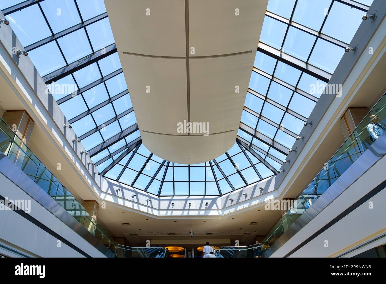 Skylight architecture in Fairview Shopping Mall an energy efficient ...