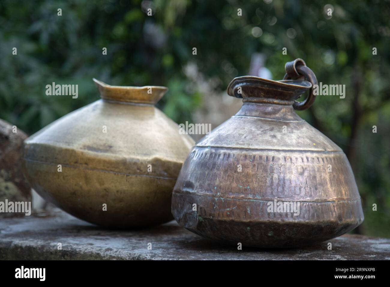 Streamline flow hi-res stock photography and images - Alamy