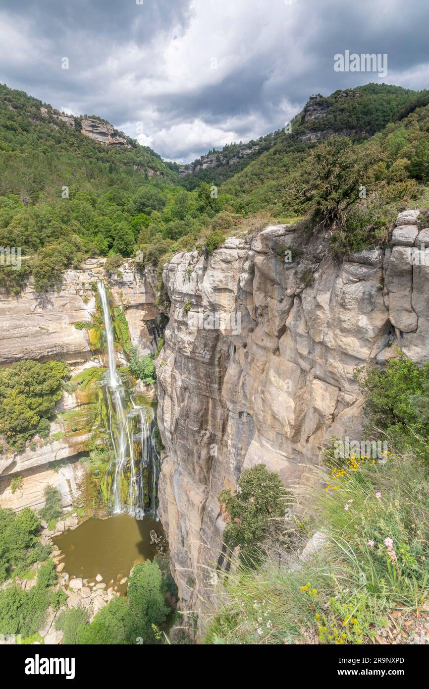 Salt de Sallent waterfall, Rupit, Barcelona, Spain Stock Photo - Alamy