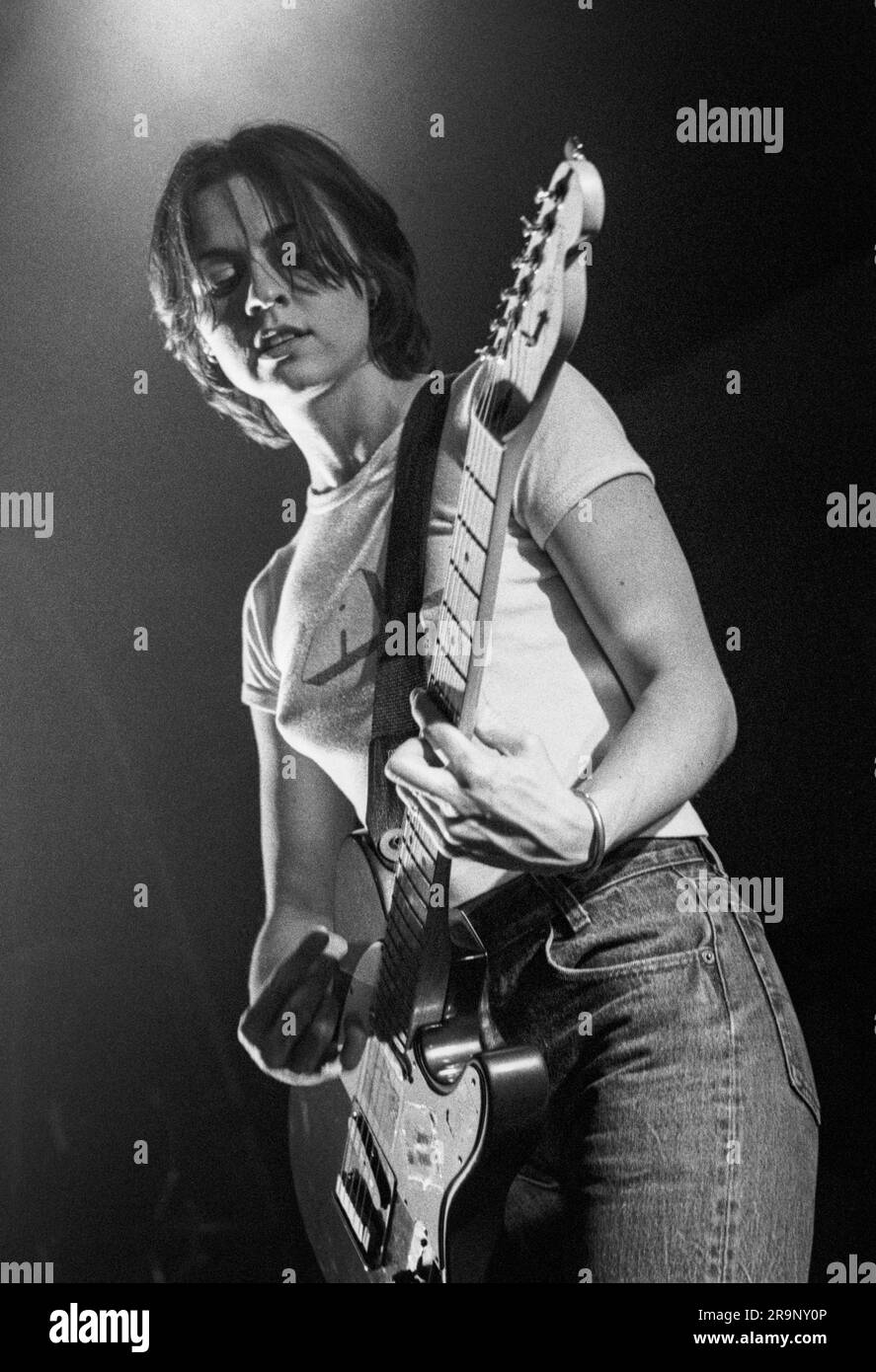 A young Louise Wener of rock band Sleeper playing a very early gig at ...