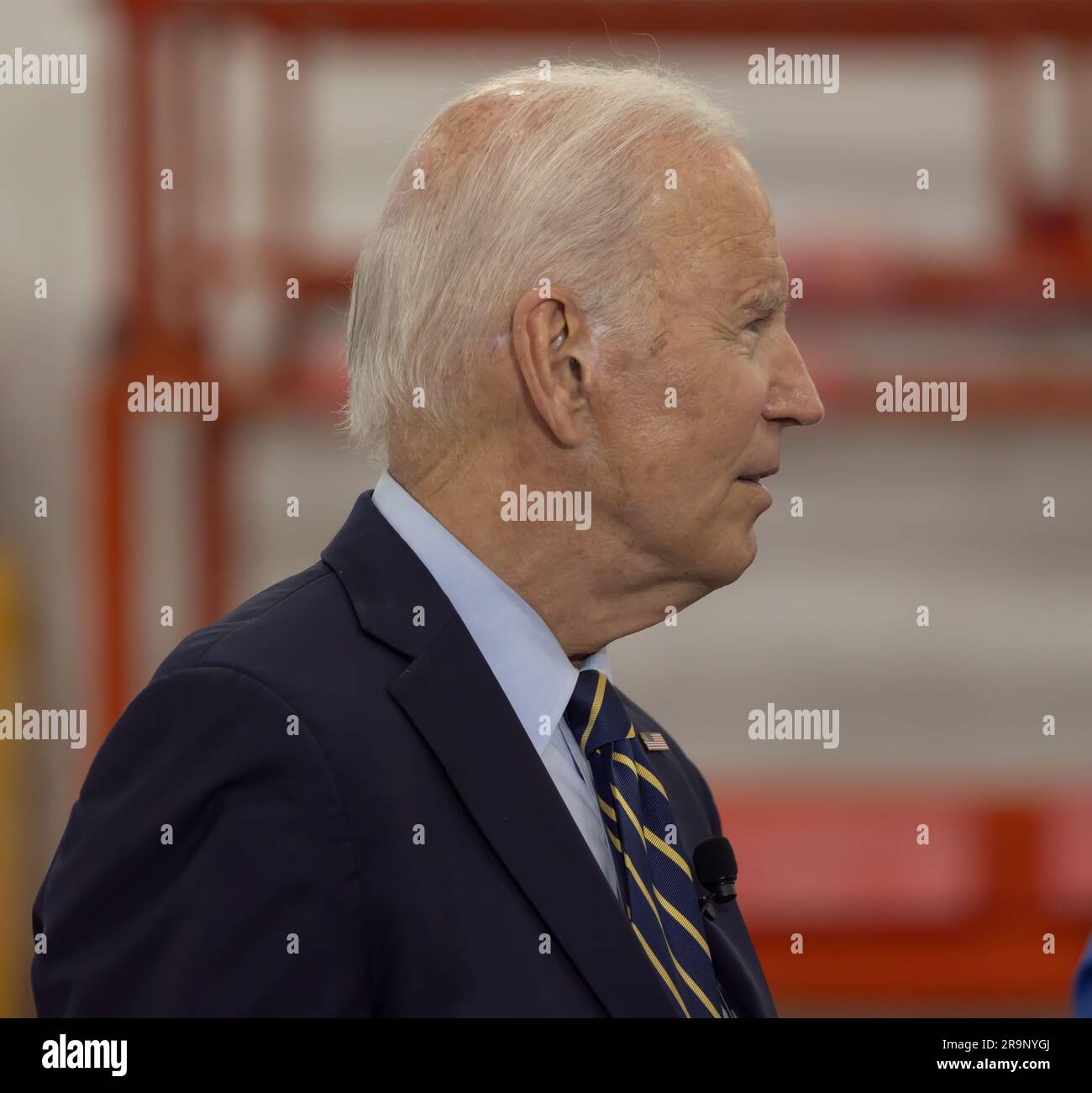 Side profile joe biden hi-res stock photography and images - Alamy