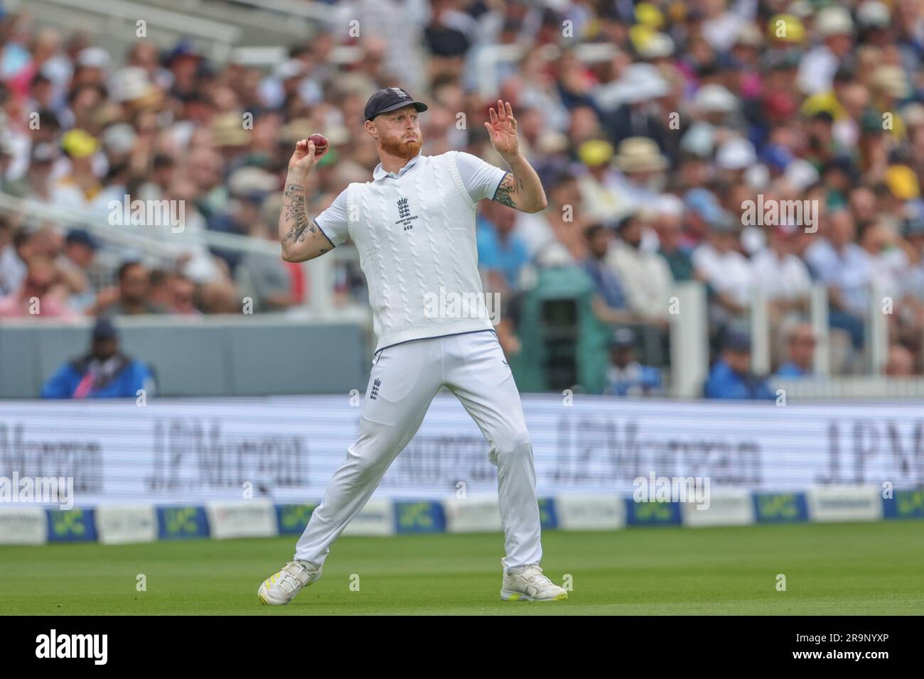 Ben Stokes of England throws the ball back to the stumps during the LV ...