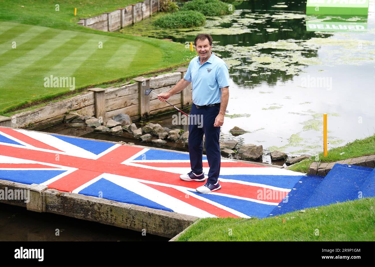Masters golf flag hi-res stock photography and images - Alamy