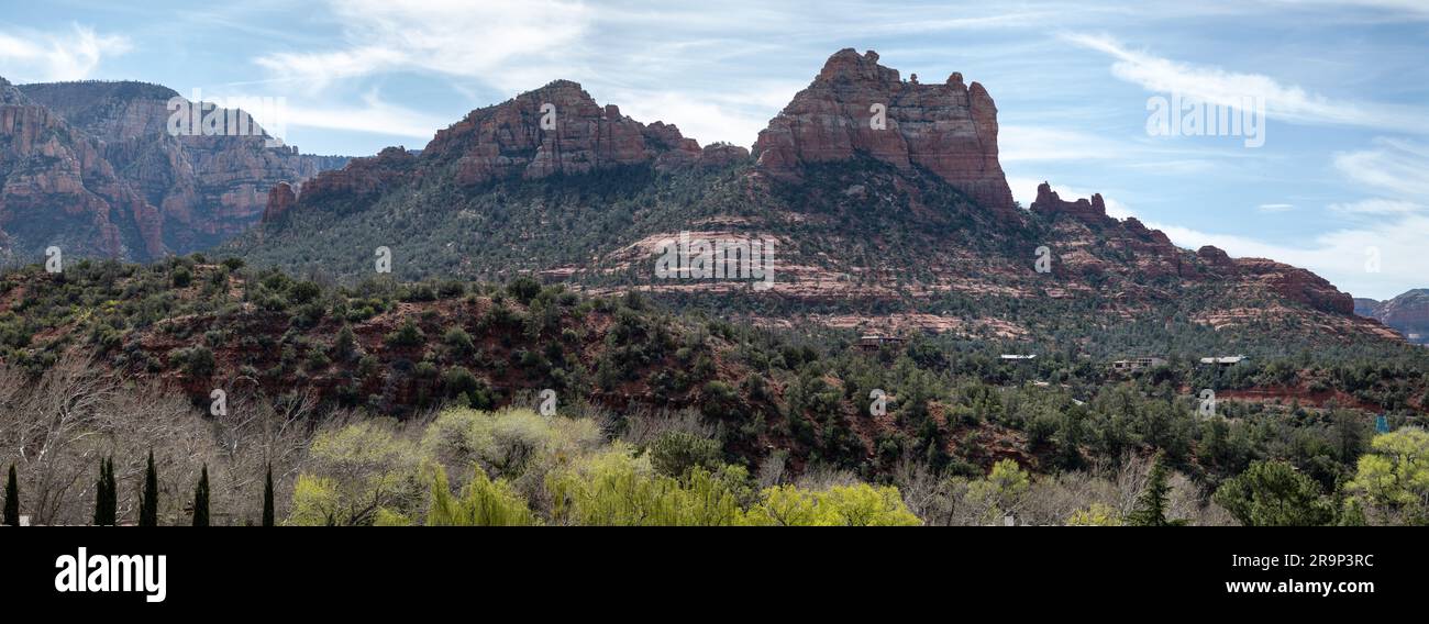 Panorama of Sedona Arizona in the summer desert Stock Photo - Alamy