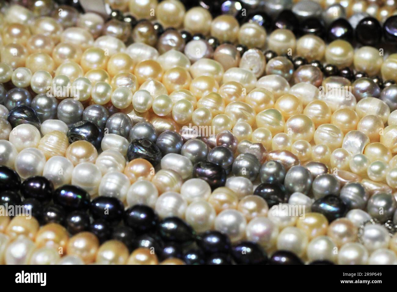 Pearl texture hi-res stock photography and images - Alamy