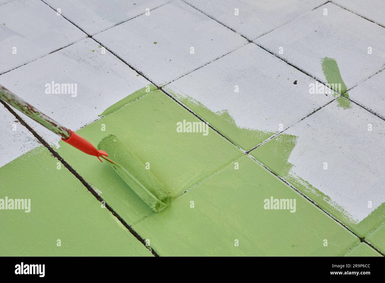 Equipment for painting hi-res stock photography and images - Alamy