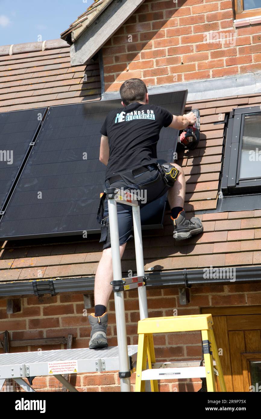Black perlite solar panels hi-res stock photography and images - Alamy