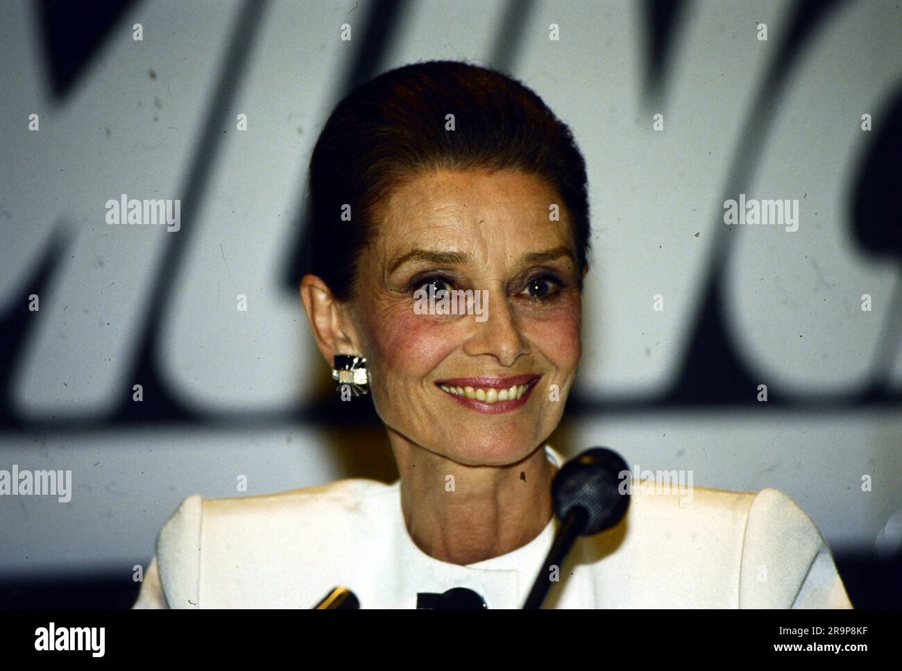 Hepburn, Audrey, 4.5.1929 - 20.1.1993, British actress, portrait ...