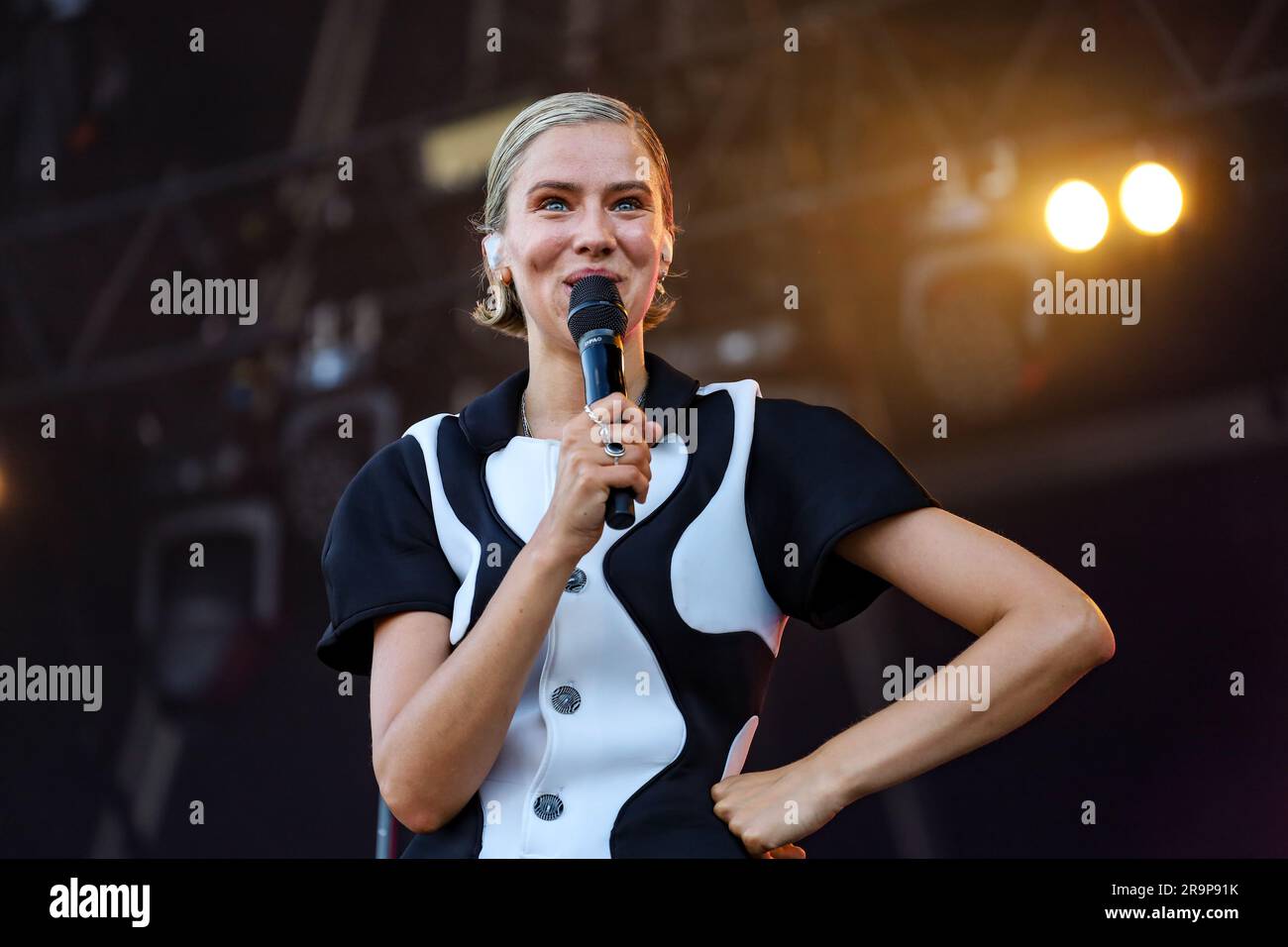 Dagny singer hi-res stock photography and images - Alamy
