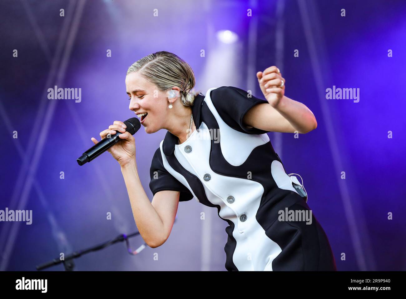 Dagny singer hi-res stock photography and images - Alamy
