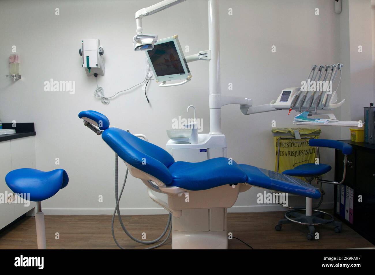 Dental chair controls hi-res stock photography and images - Alamy