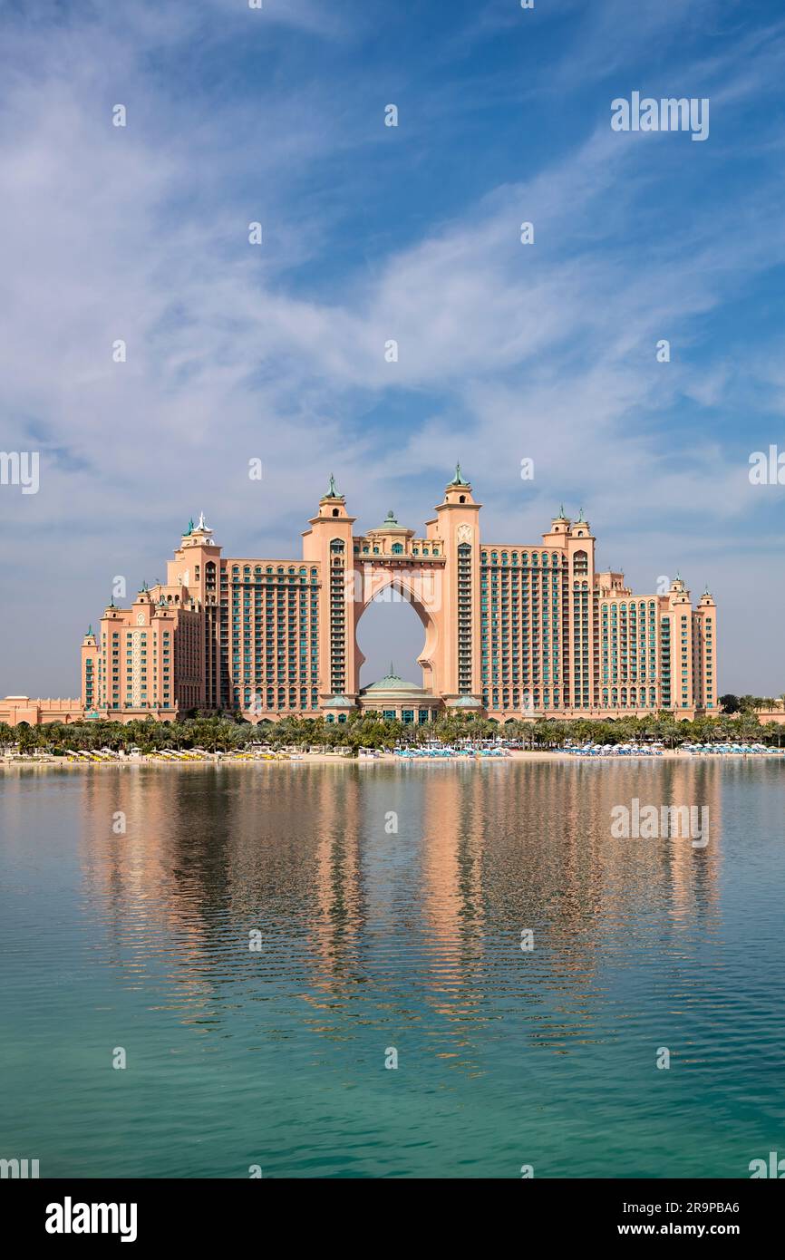 Atlantis The Palm at the Palm Jumeirah with copy space on the sky ...