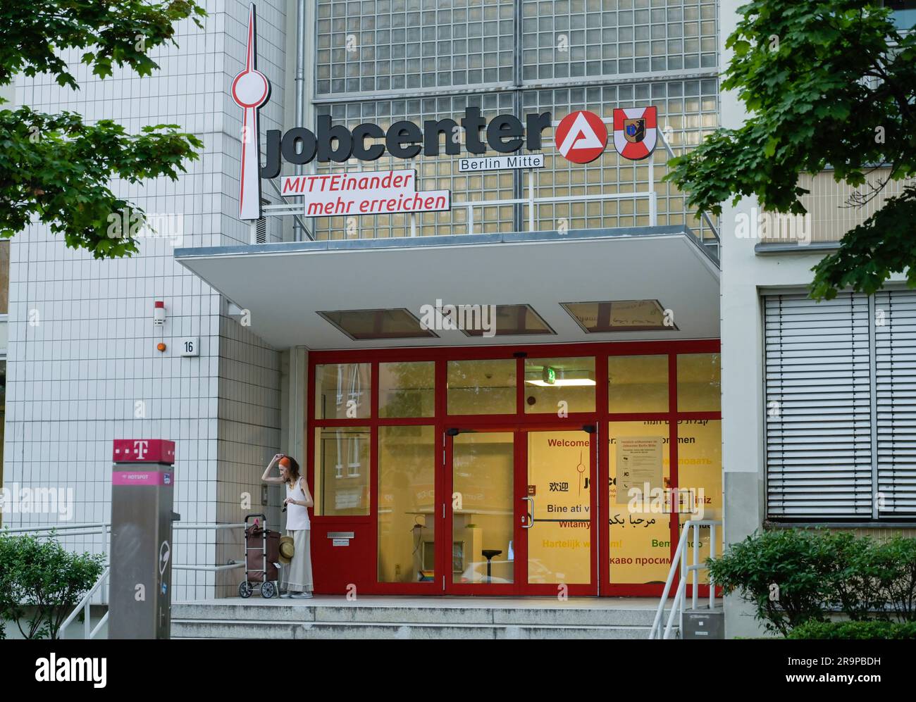 Jobcenter, Müllerstraße, Wedding, Mitte, Berlin, Deutschland *** Local ...