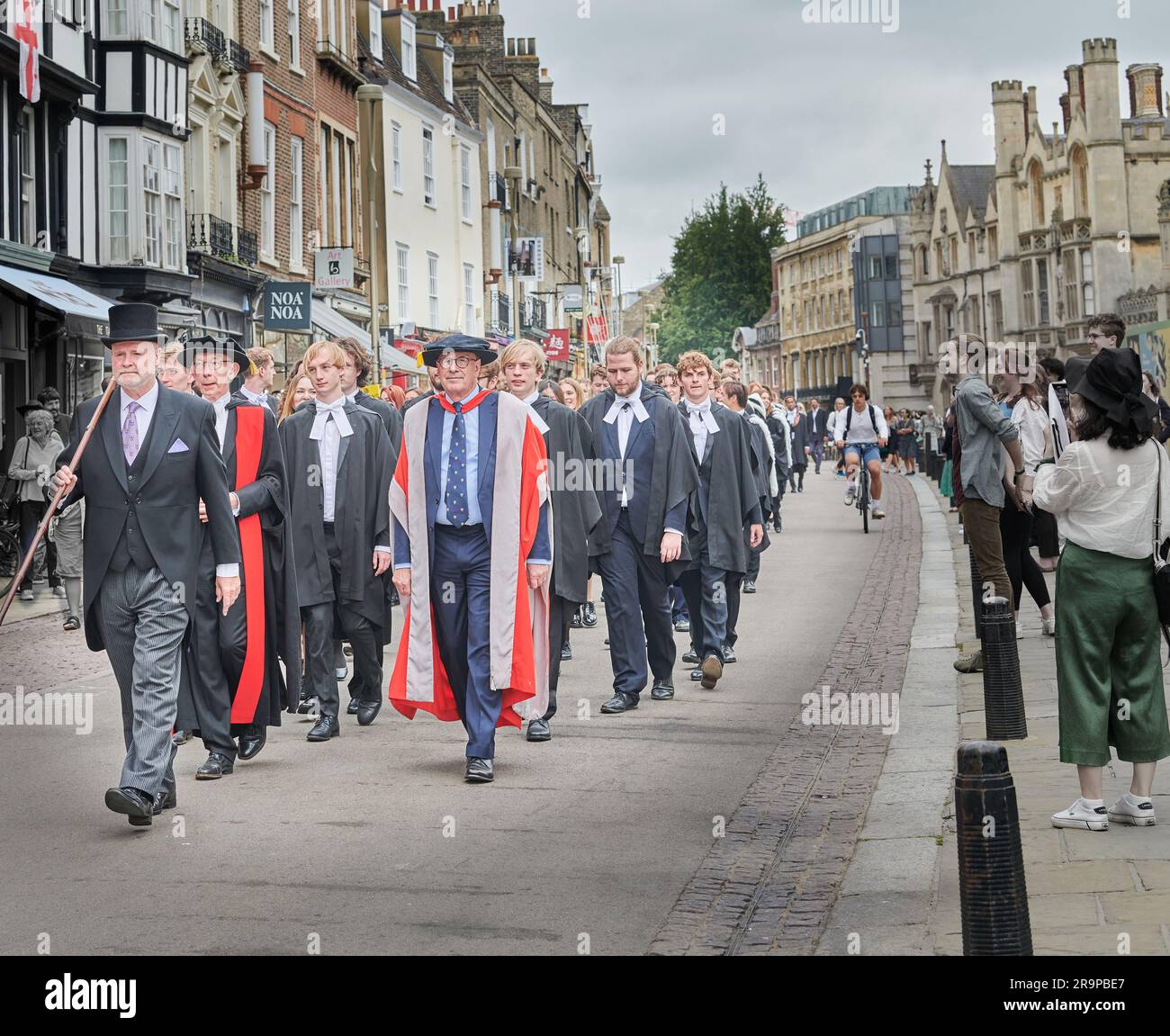 Led by staff, students process King's College, University of Cambridge ...