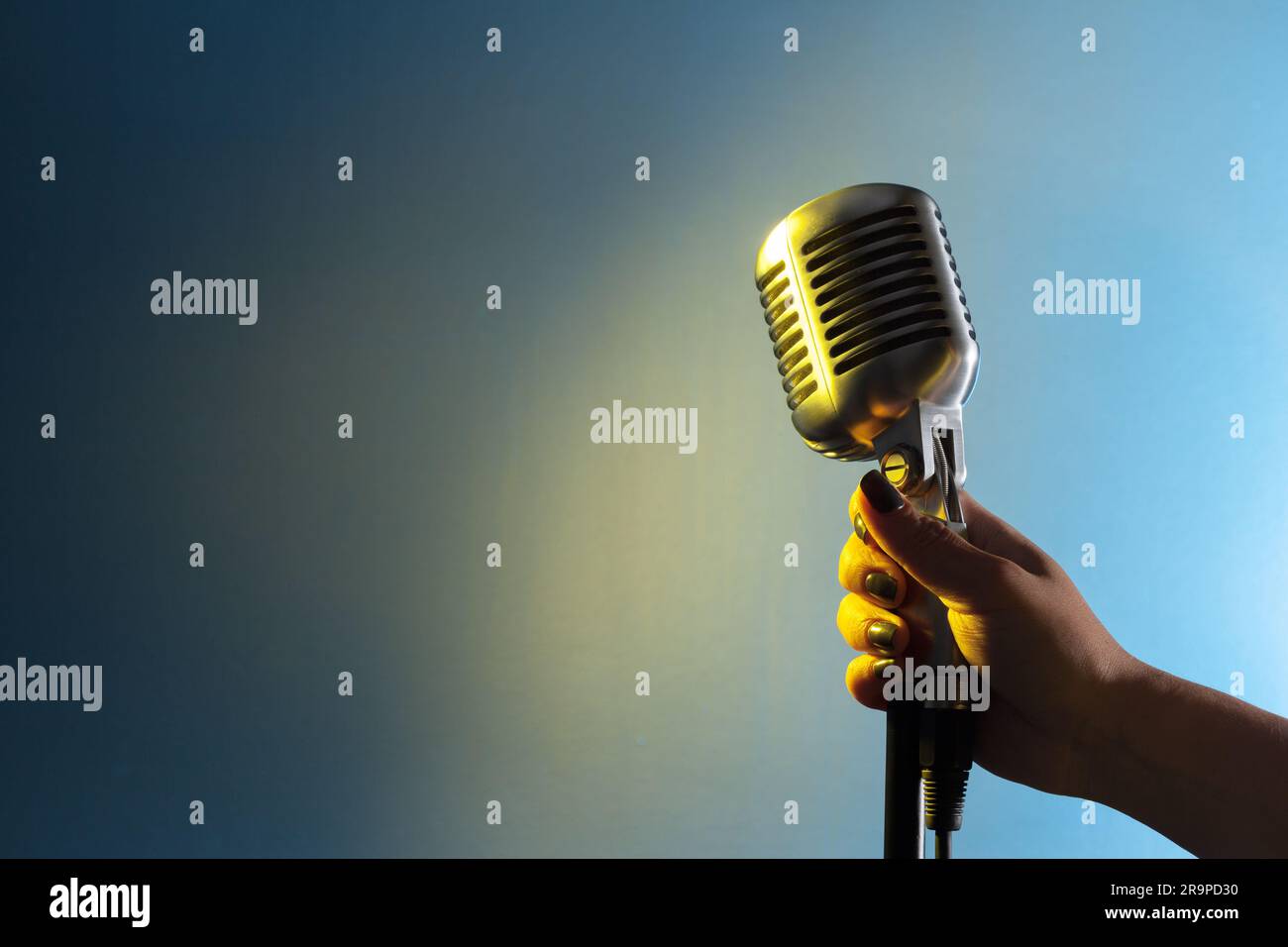 audio microphone retro style Stock Photo - Alamy