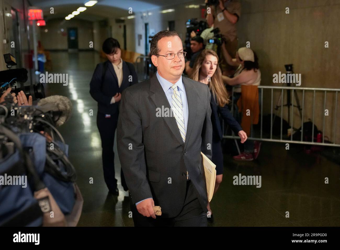 Assistant Manhattan District Attorney Joshua Steinglass arrives at ...