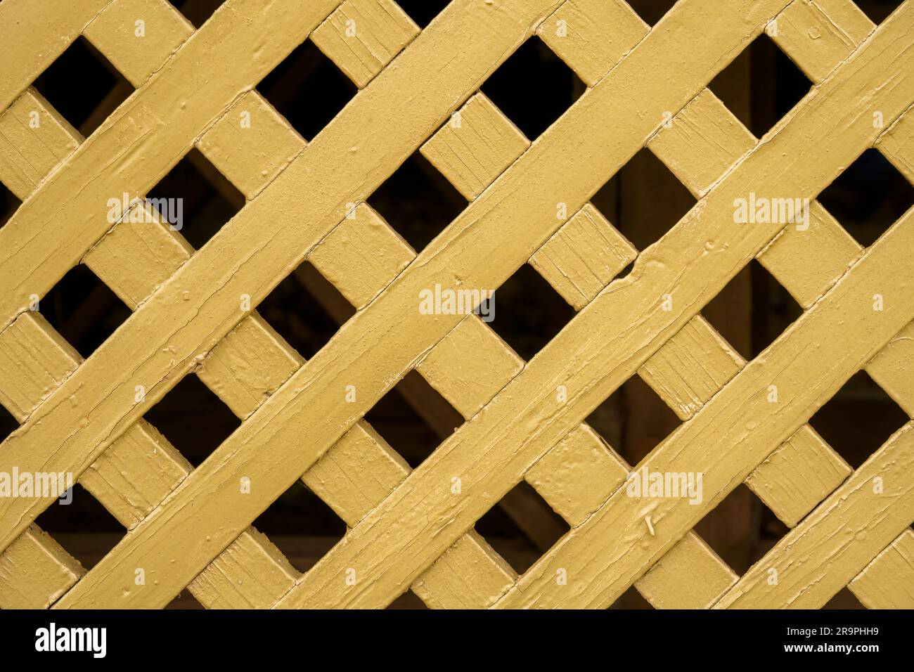 Yellow diagonal wooden grating close up Stock Photo - Alamy