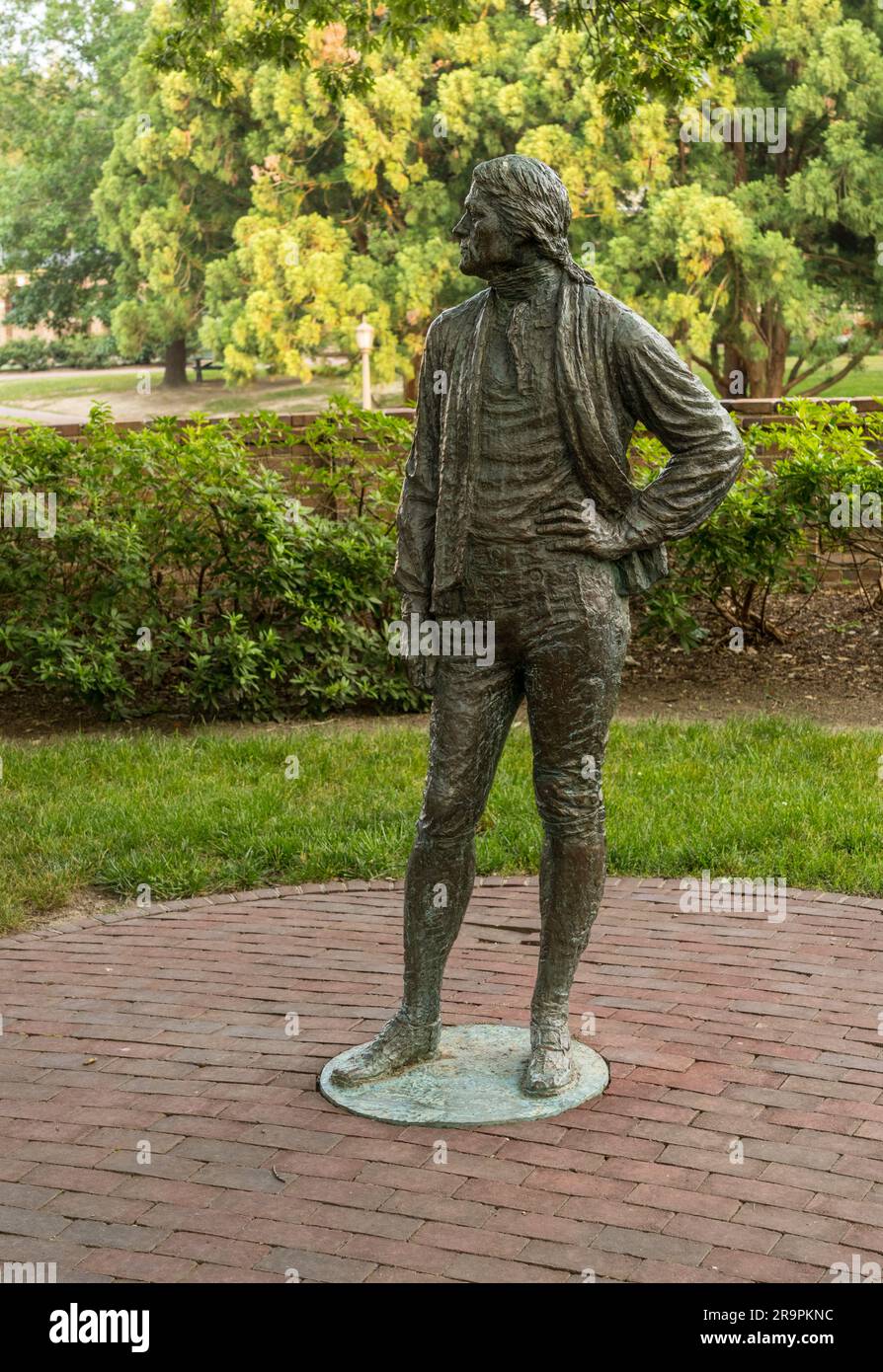 Williamsburg, VA - 17 June 2023: Statue of alumnus Thomas Jefferson on ...