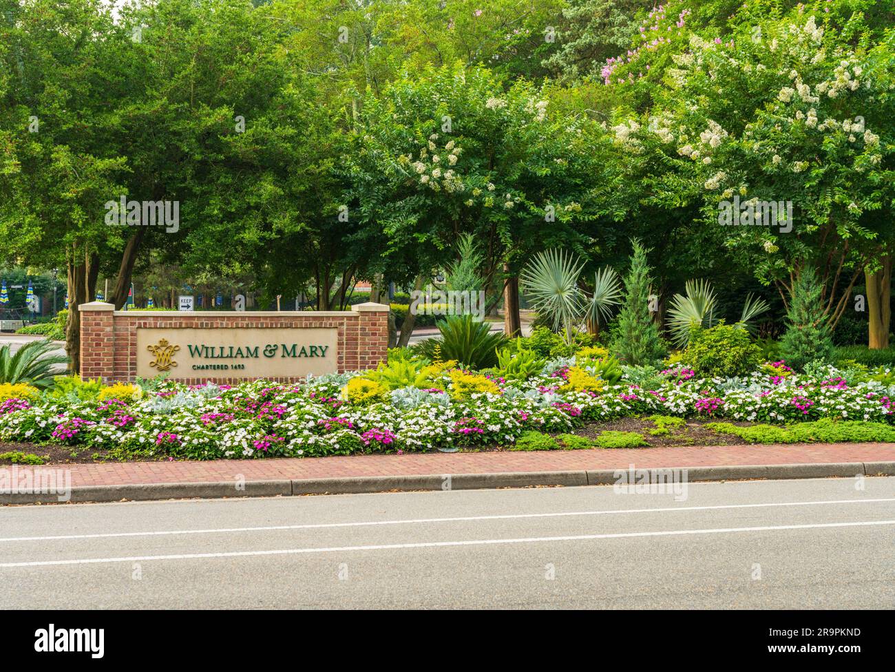 Williamsburg, VA - 19 June 2023: Sign at William and Mary college Stock ...