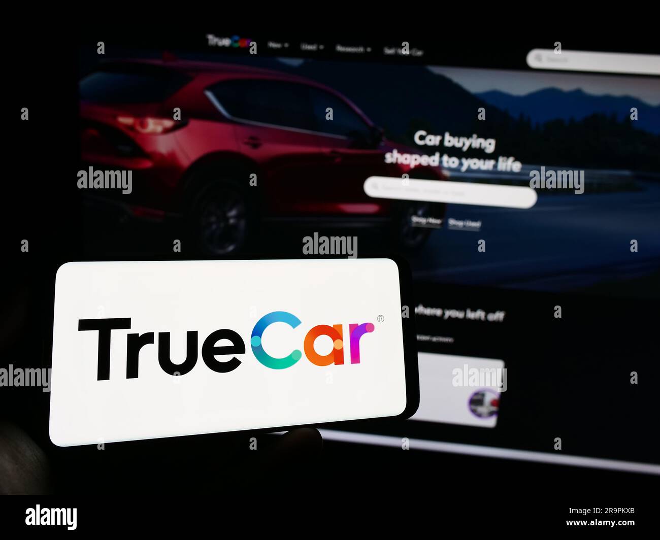Truecar logo hi-res stock photography and images - Alamy
