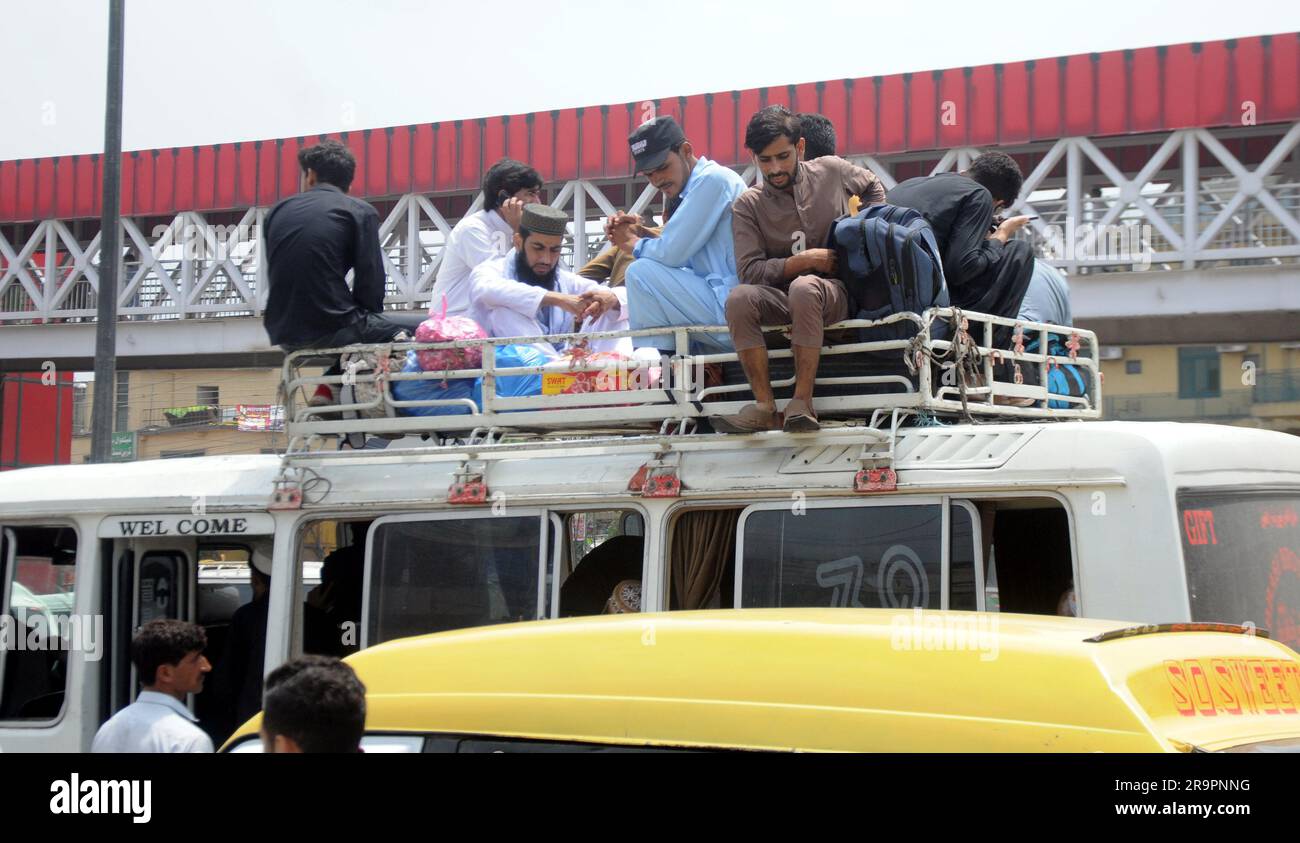 Pakistan bus station hi-res stock photography and images - Alamy