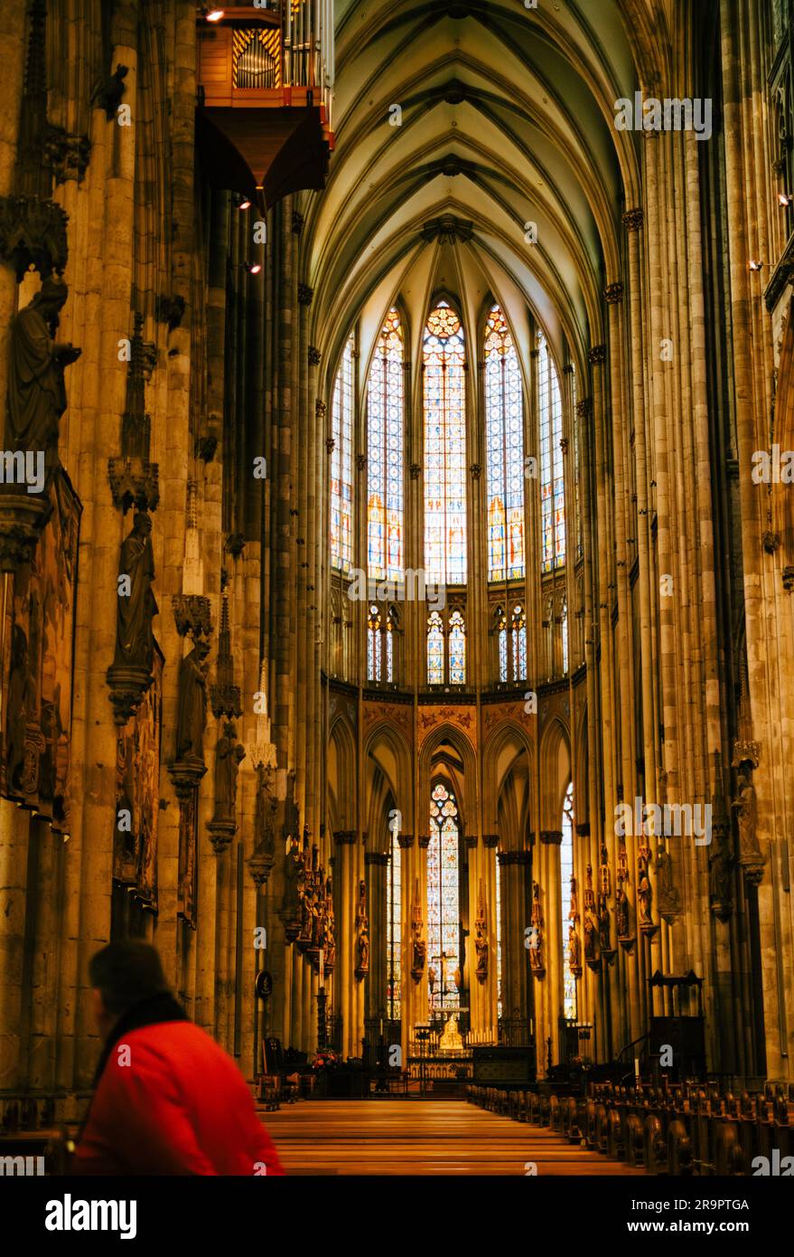 Kölner dom altar hi-res stock photography and images - Alamy
