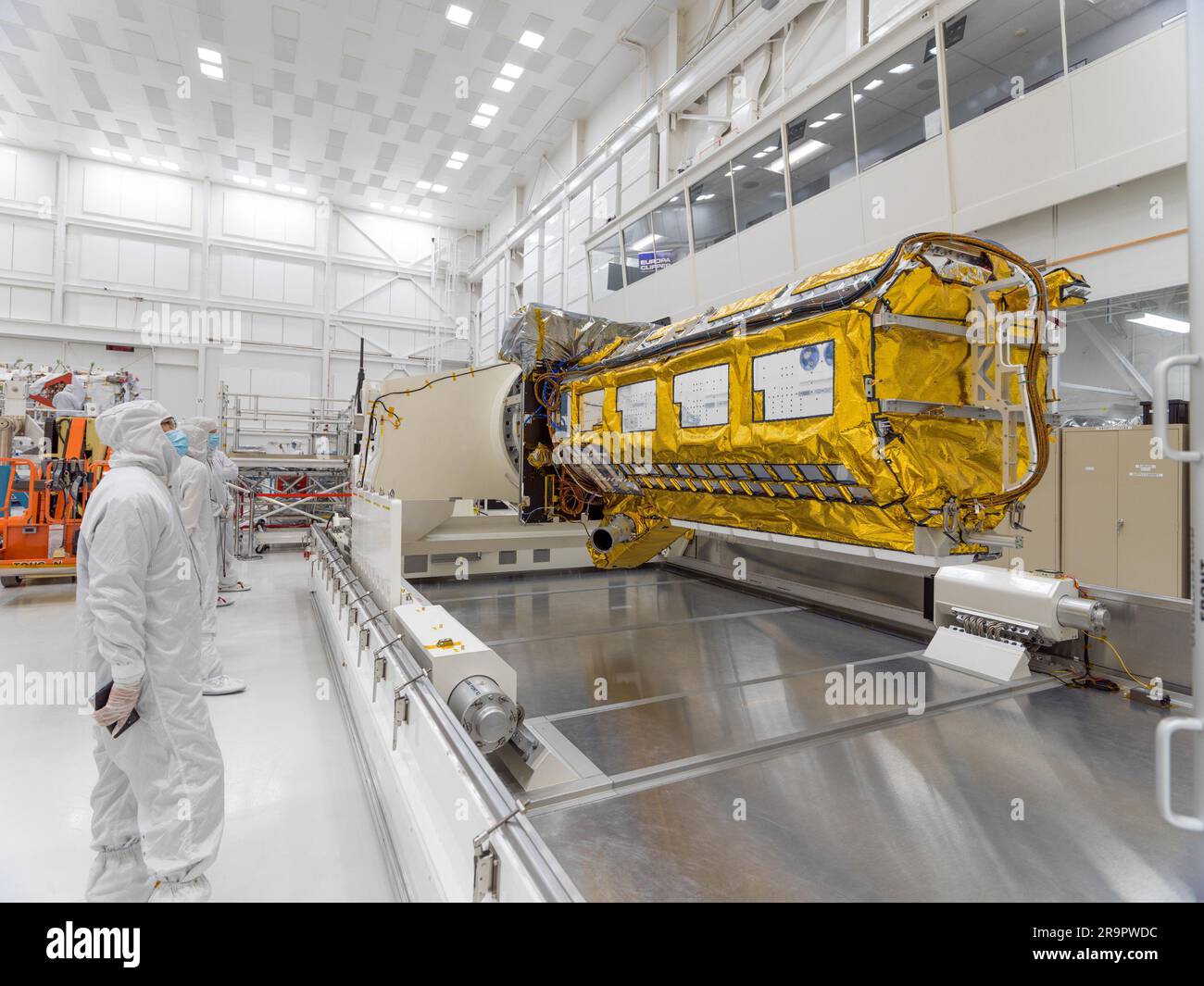 Aperture testing hi-res stock photography and images - Alamy