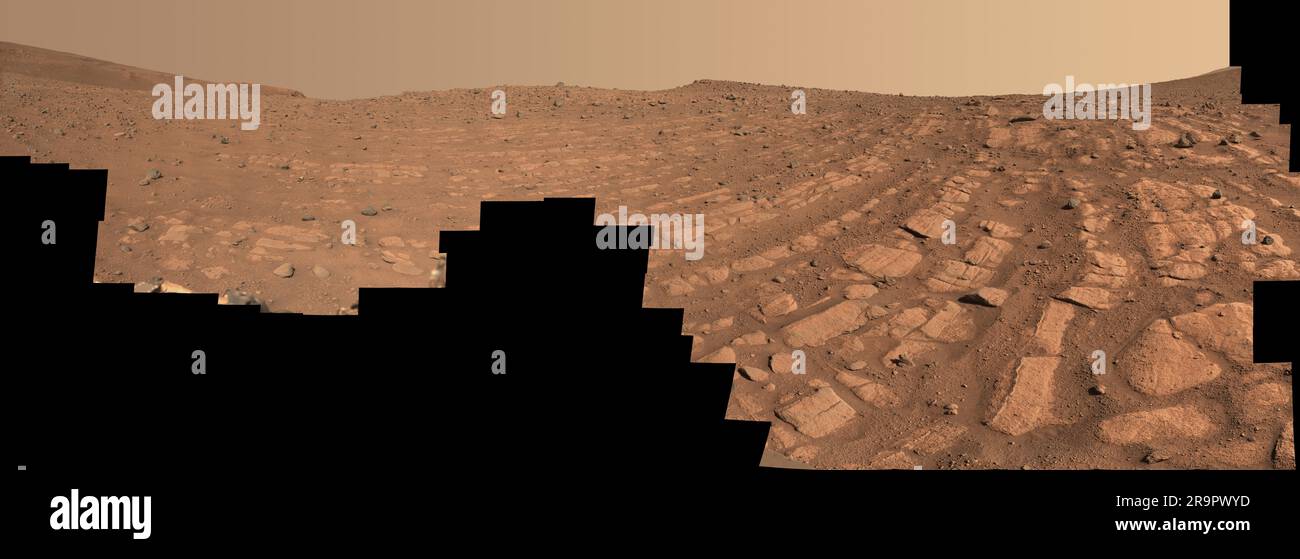 Mars in curved space hi-res stock photography and images - Alamy