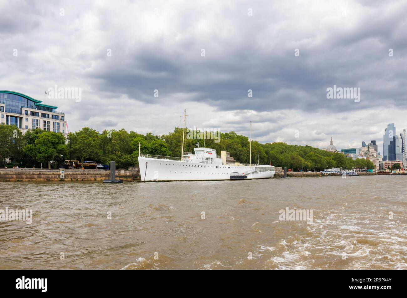 HQS Wellington, home of the Honourable Company of Master Mariners ...