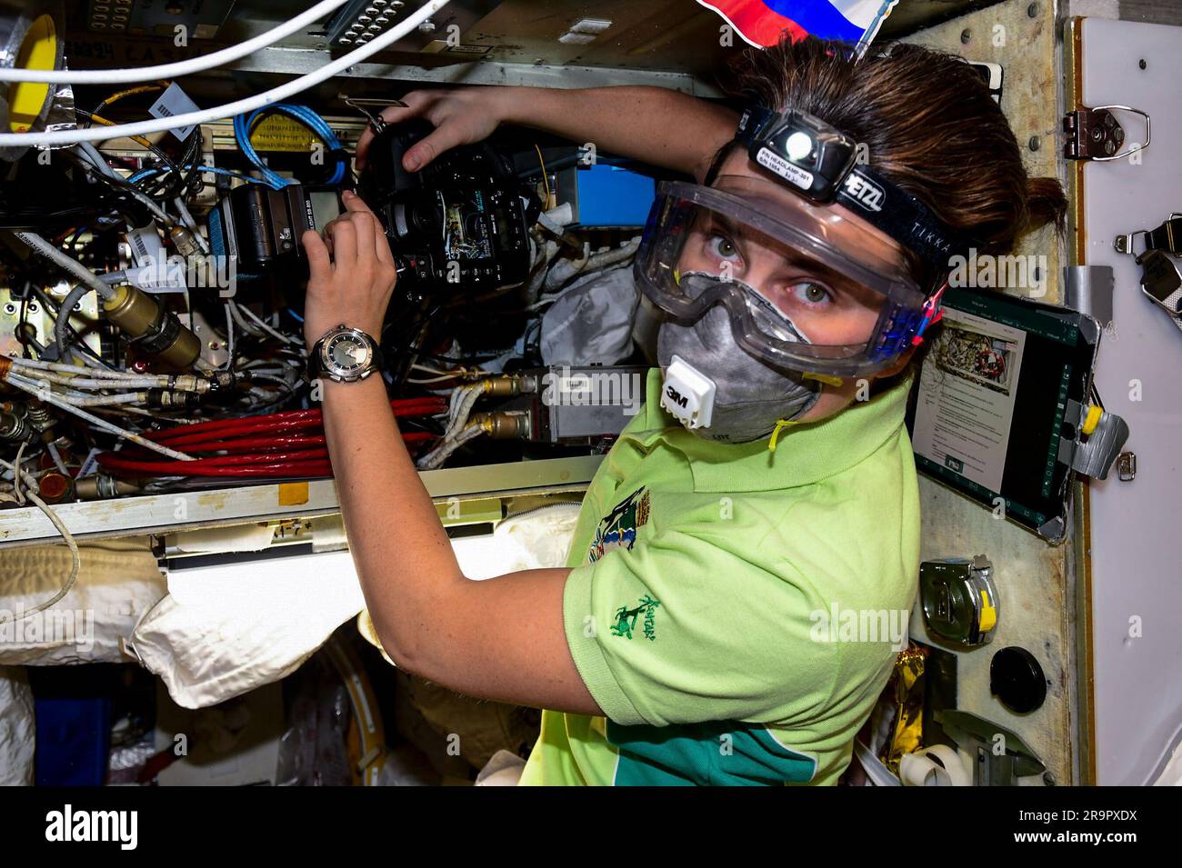 Monthly maintenance of ШСС MDM vent screens. iss068e032401 (Dec. 22 ...