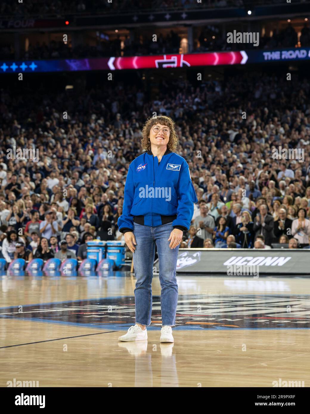 . jsc2023e018315 (April 3, 2023) – NASA astronaut Artemis II Mission ...