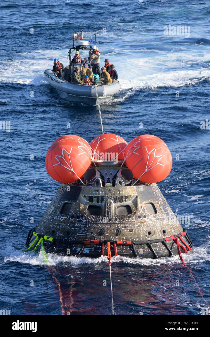 Orion Recovery. After splashing down at 12:40 p.m. EST on Dec. 11, 2022 ...