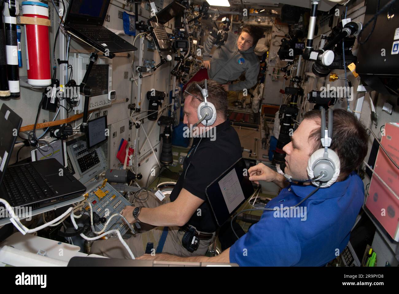 Anna duo hi-res stock photography and images - Alamy