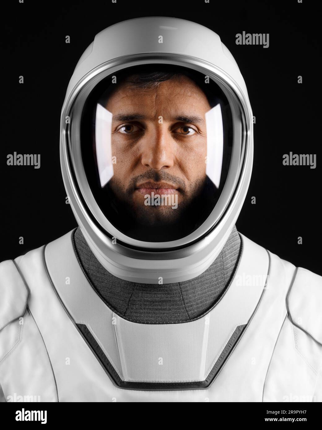 . jsc2023e005731 (Dec. 22, 2022) - Astronaut Sultan Alneyadi from the ...