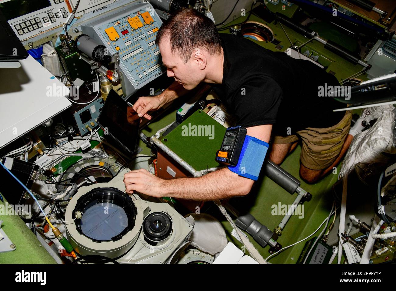 Zvezda service module hi-res stock photography and images - Alamy