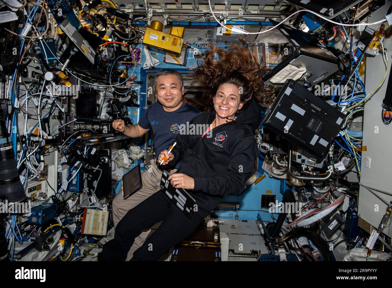 . iss068e039507 (Jan. 10, 2023) - Expedition 68 Flight Engineers Koichi ...