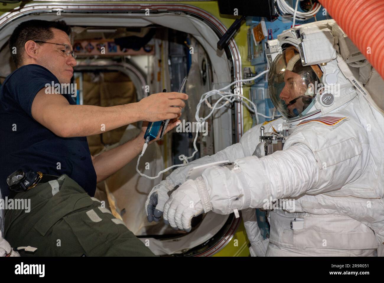 EVA EMU OFV EV. iss069e017149 (June 2, 2023) - NASA astronaut Frank ...