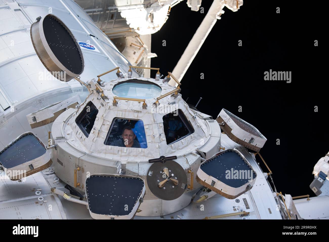 . iss068e036094 (Jan. 2, 2023) - NASA astronaut and Expedition 68 ...