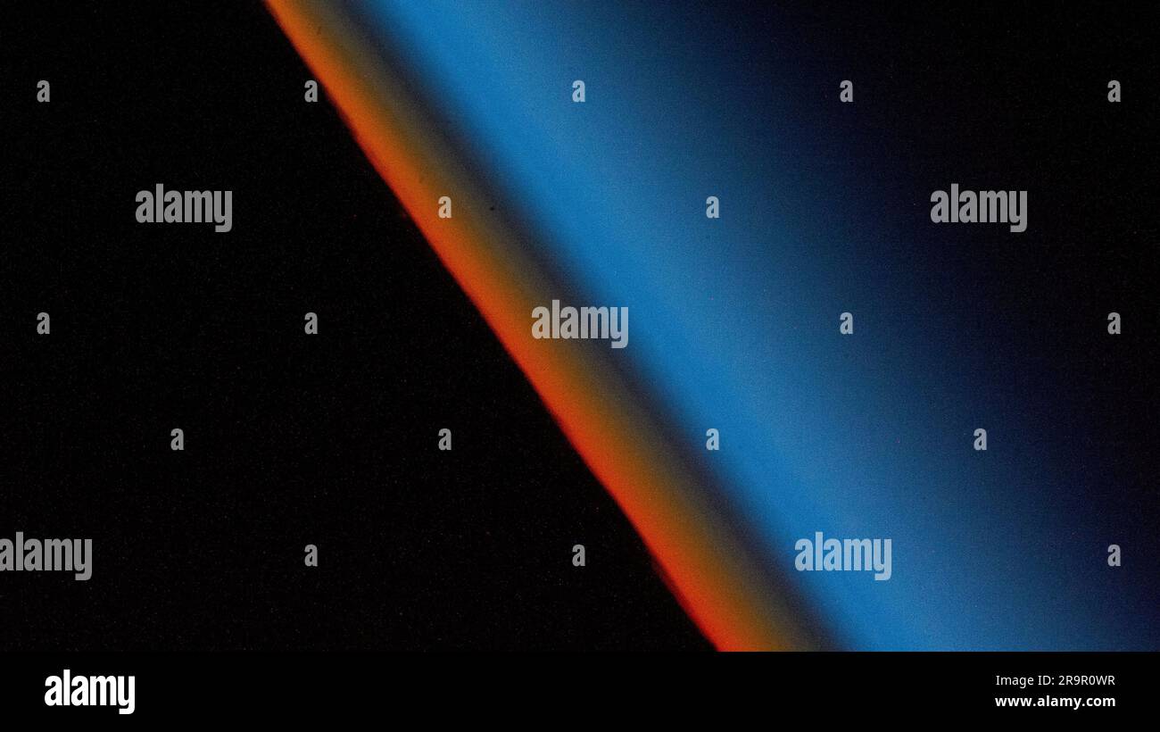 Above earths atmosphere hi-res stock photography and images - Alamy