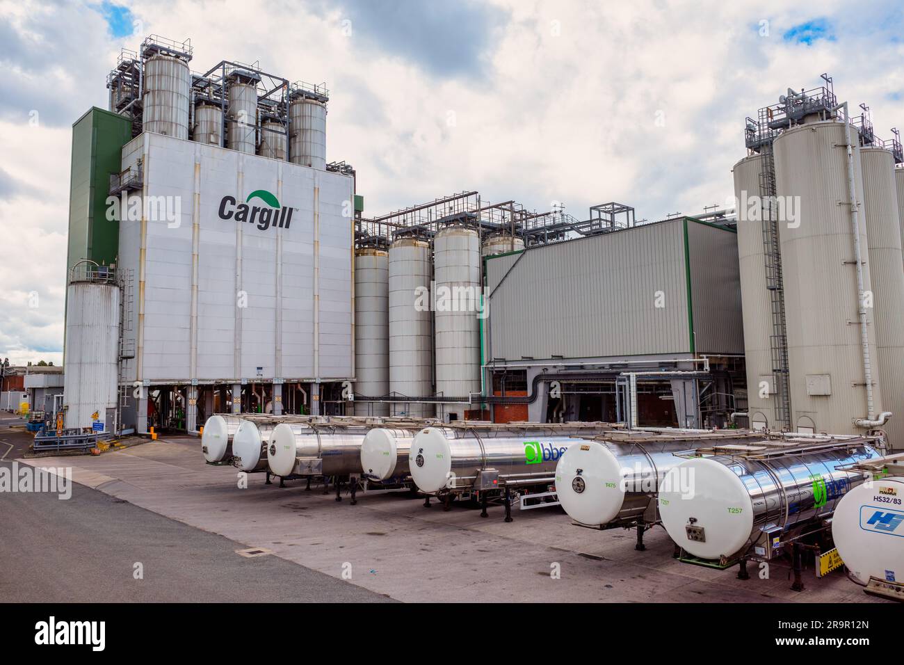 Cargill maize starch production factory in Trafford Park, Manchester ...