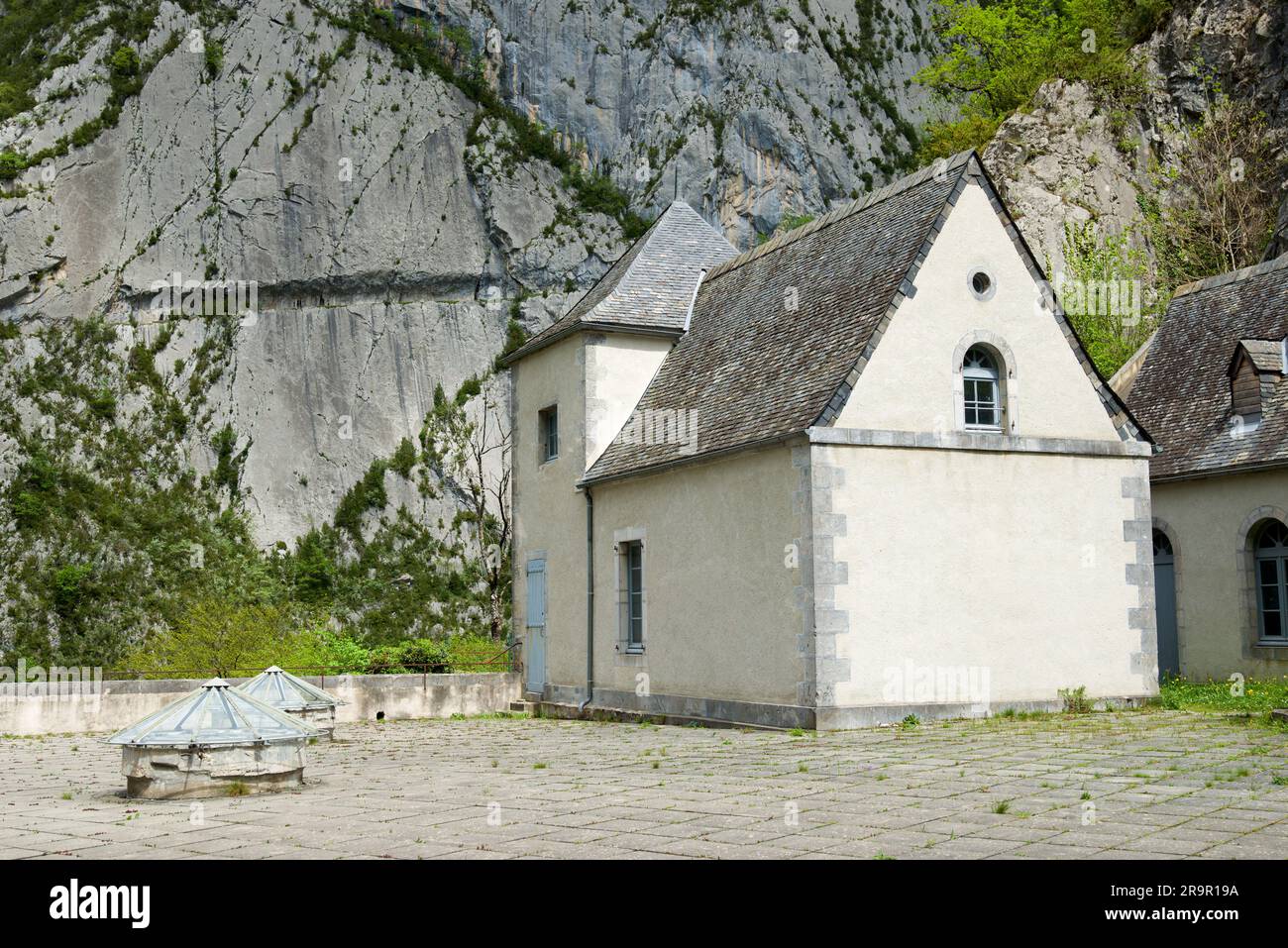 Portalet hi-res stock photography and images - Alamy