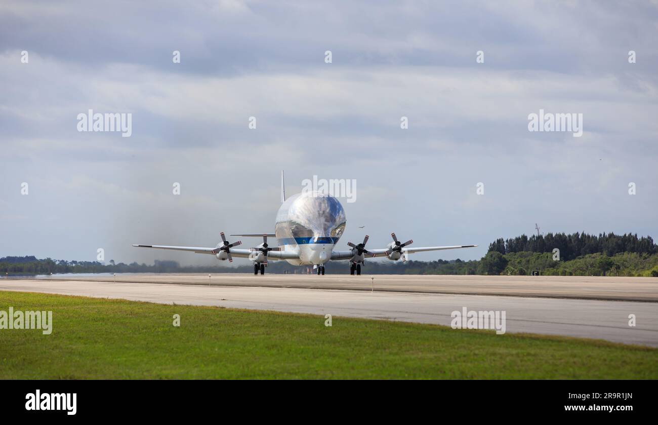 MPLM Transfer to Super Guppy. NASA's Super Guppy aircraft lifts off ...