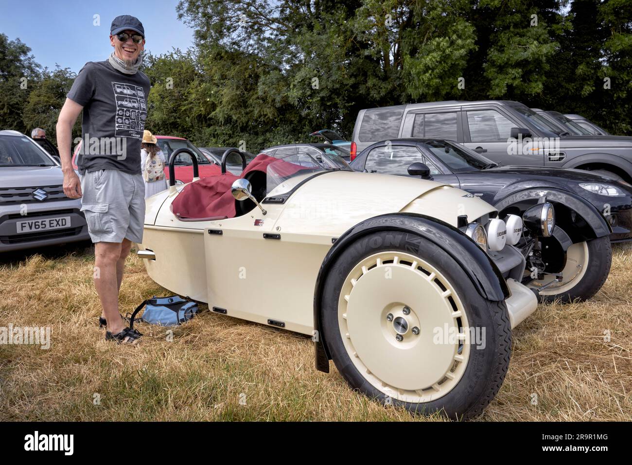 Morgan Super 3 2023 3 wheeler car England UK Stock Photo - Alamy
