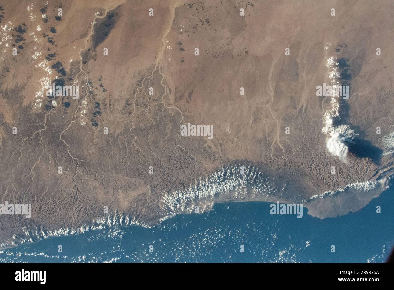 Kuwait bahrain hi-res stock photography and images - Alamy